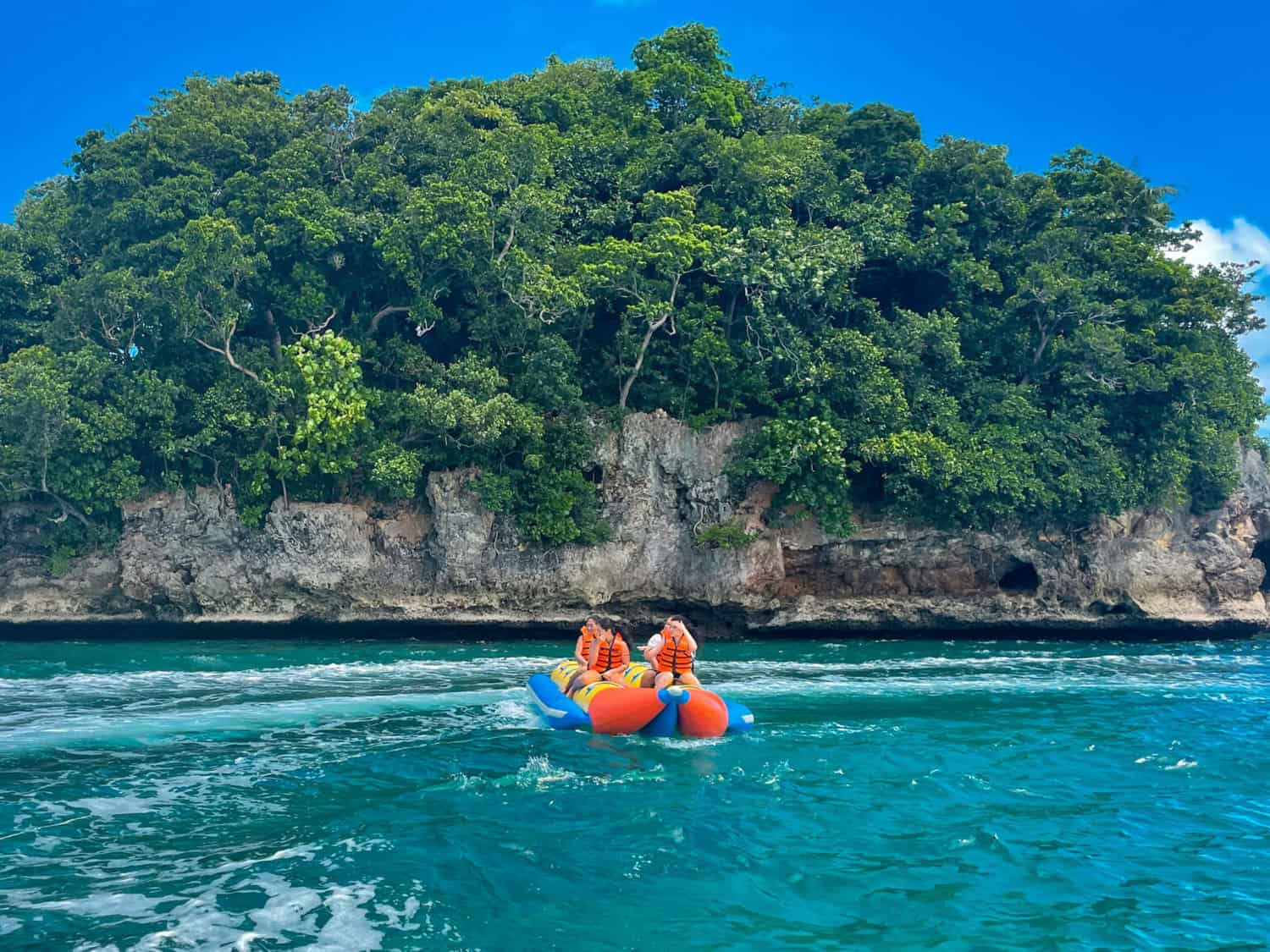 21 Best Water Activities in Boracay: The Ultimate List 2024